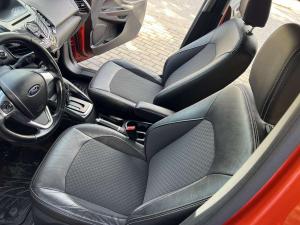 Oranžs Ford EcoSport 2015 Viļņa, ar dzinēja tilpumu 1.50 L un nobraukumu 159 tūkst. km par 6450 €, foto 32 vietnē AUTOMOTO.COM.LV