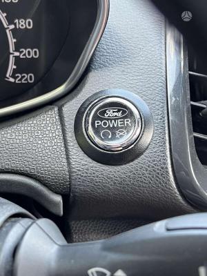 Oranžs Ford EcoSport 2015 Viļņa, ar dzinēja tilpumu 1.50 L un nobraukumu 159 tūkst. km par 6450 €, foto 46 vietnē AUTOMOTO.COM.LV