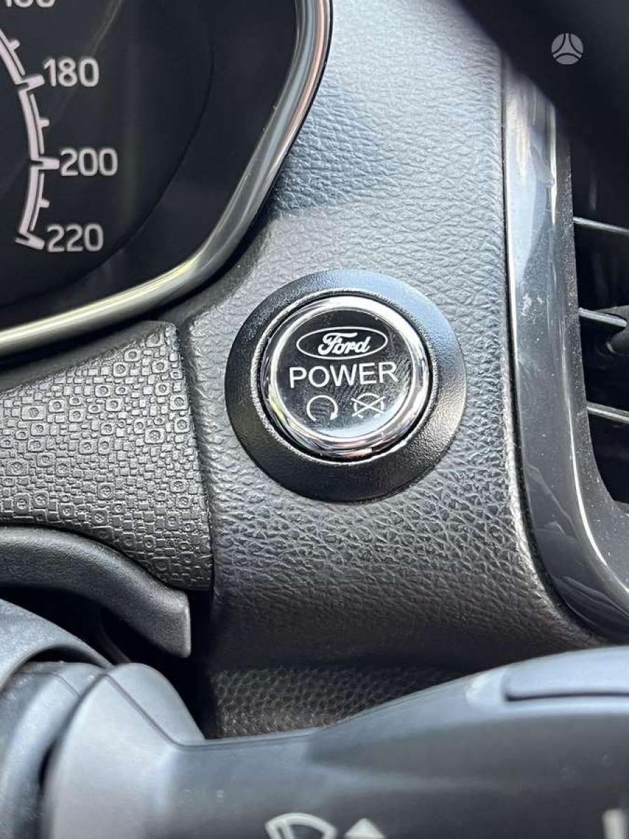 Oranžs Ford EcoSport 2015 Viļņa, ar dzinēja tilpumu 1.50 L un nobraukumu 159 tūkst. km par 6450 €, foto 46 vietnē AUTOMOTO.COM.LV