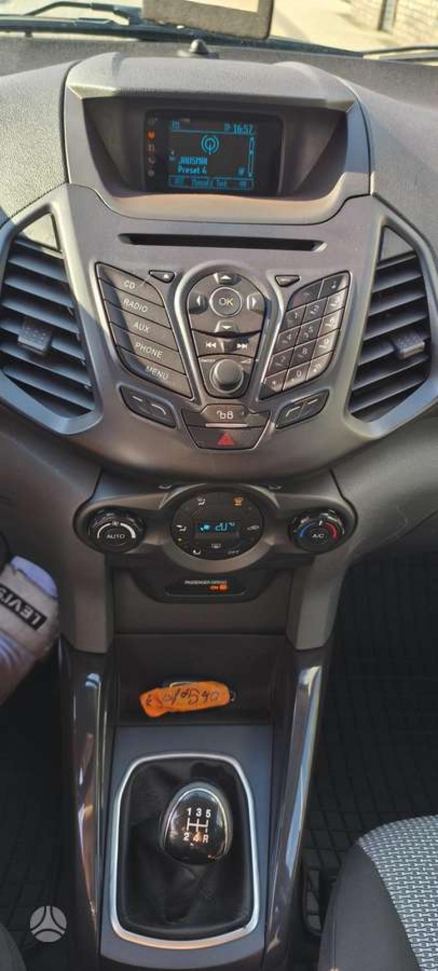 Orange Ford EcoSport 2015 in Taurage, with an engine capacity of 1.00 L and mileage of 142 thousand km for 4400 €, photo 14 on AUTOMOTO.COM.LV
