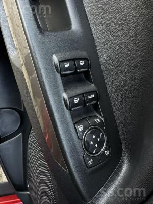 Sarkans Ford EcoSport 2018 Talsi, ar dzinēja tilpumu 1.00 L un nobraukumu 165 tūkst. km par 9000 €, foto 14 vietnē AUTOMOTO.COM.LV