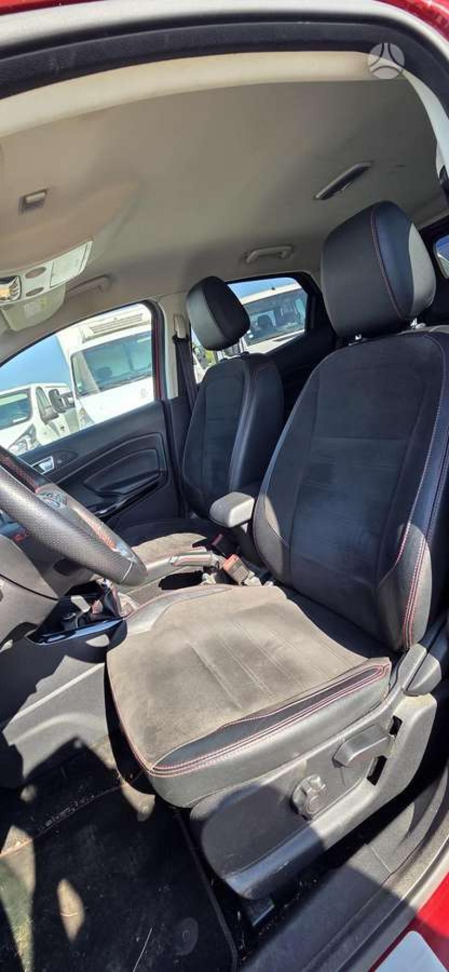 Sarkans Ford EcoSport 2018 Tauragė, ar dzinēja tilpumu 1.00 L un nobraukumu 138 tūkst. km par 7300 €, foto 11 vietnē AUTOMOTO.COM.LV