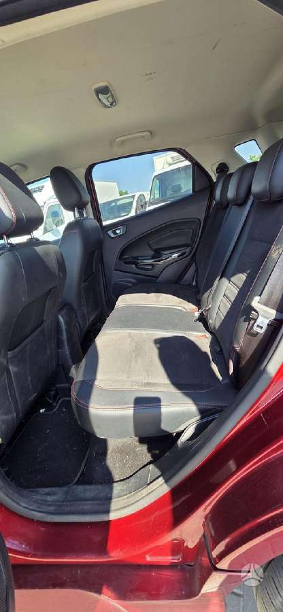 Sarkans Ford EcoSport 2018 Tauragė, ar dzinēja tilpumu 1.00 L un nobraukumu 138 tūkst. km par 7300 €, foto 12 vietnē AUTOMOTO.COM.LV
