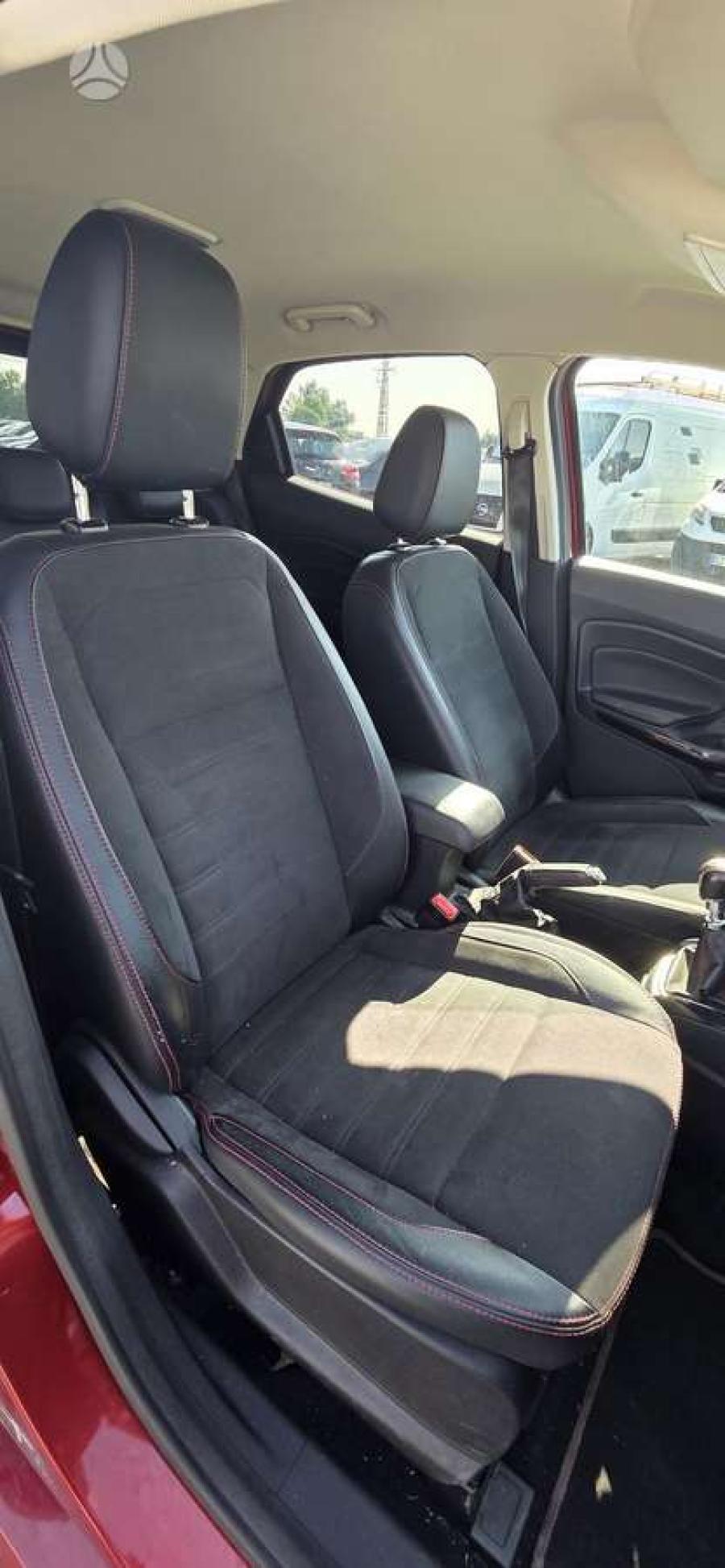 Sarkans Ford EcoSport 2018 Tauragė, ar dzinēja tilpumu 1.00 L un nobraukumu 138 tūkst. km par 7300 €, foto 13 vietnē AUTOMOTO.COM.LV