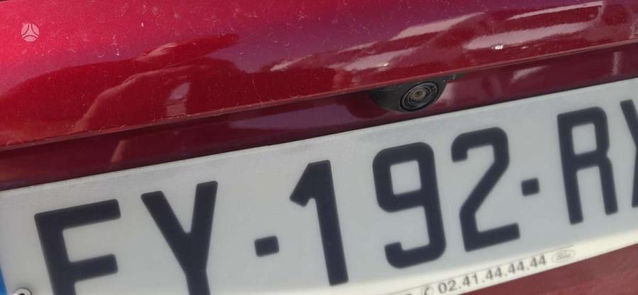 Sarkans Ford EcoSport 2018 Tauragė, ar dzinēja tilpumu 1.00 L un nobraukumu 138 tūkst. km par 7300 €, foto 24 vietnē AUTOMOTO.COM.LV
