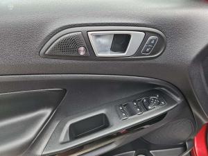 Sarkans Ford EcoSport 2018 Šauļi, ar dzinēja tilpumu 1.00 L un nobraukumu 75 tūkst. km par 7950 €, foto 21 vietnē AUTOMOTO.COM.LV