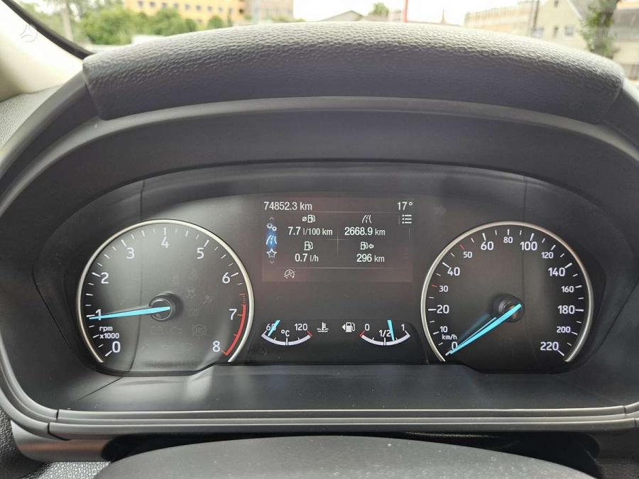 Sarkans Ford EcoSport 2018 Šauļi, ar dzinēja tilpumu 1.00 L un nobraukumu 75 tūkst. km par 7950 €, foto 24 vietnē AUTOMOTO.COM.LV