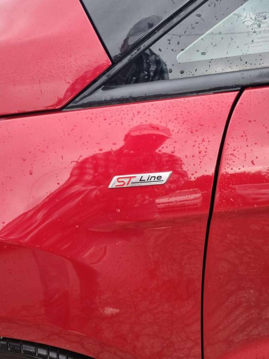Red Ford EcoSport 2020 in Taurage, with an engine capacity of 1.00 L and mileage of 116 thousand km for 8600 €, photo 4 on AUTOMOTO.COM.LV
