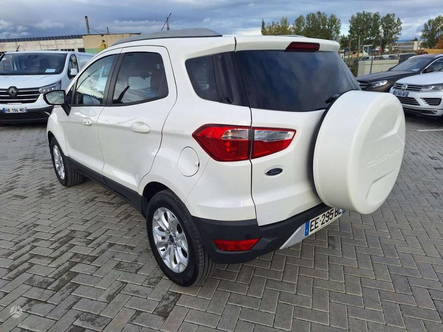 Balts Ford EcoSport 2016 Tauragė, ar dzinēja tilpumu 1.00 L un nobraukumu 130 tūkst. km par 4700 €, foto 6 vietnē AUTOMOTO.COM.LV