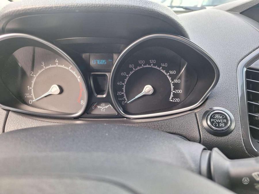 Balts Ford EcoSport 2016 Tauragė, ar dzinēja tilpumu 1.00 L un nobraukumu 130 tūkst. km par 4700 €, foto 11 vietnē AUTOMOTO.COM.LV