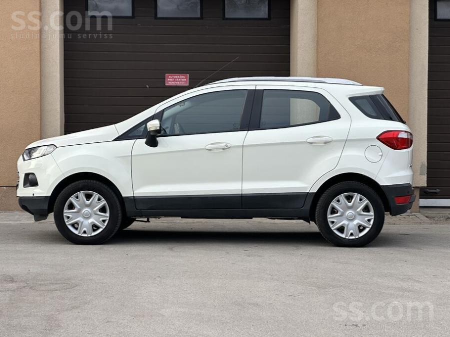 White Ford EcoSport 2017 in Ogre, with an engine capacity of 1.40 L and mileage of 77 thousand km for 7799 €, photo 8 on AUTOMOTO.COM.LV