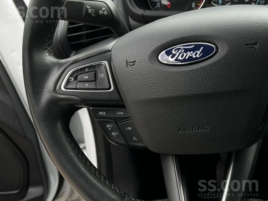 White Ford EcoSport 2019 in Riga, with an engine capacity of 1.00 L and mileage of 93 thousand km for 8900 €, photo 16 on AUTOMOTO.COM.LV