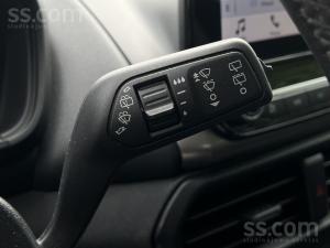 White Ford EcoSport 2019 in Riga, with an engine capacity of 1.00 L and mileage of 93 thousand km for 8900 €, photo 20 on AUTOMOTO.COM.LV