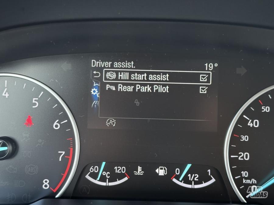 White Ford EcoSport 2019 in Kaunas, with an engine capacity of 1.00 L and mileage of 117 thousand km for 12974 €, photo 17 on AUTOMOTO.COM.LV
