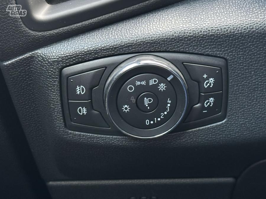 White Ford EcoSport 2019 in Kaunas, with an engine capacity of 1.00 L and mileage of 117 thousand km for 12974 €, photo 21 on AUTOMOTO.COM.LV