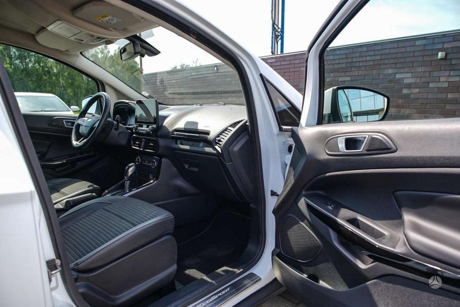 White Ford EcoSport 2019 in Marijampole, with an engine capacity of 1.00 L and mileage of 45 thousand km for 11550 €, photo 37 on AUTOMOTO.COM.LV