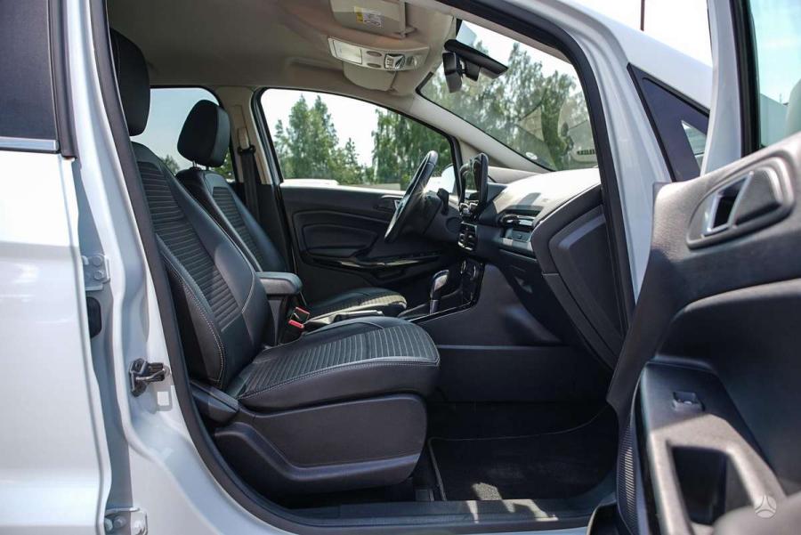 White Ford EcoSport 2019 in Marijampole, with an engine capacity of 1.00 L and mileage of 45 thousand km for 11550 €, photo 39 on AUTOMOTO.COM.LV