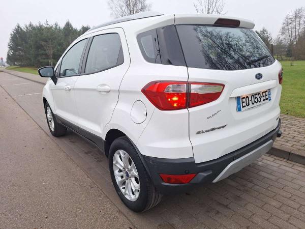 White Ford EcoSport 2017 in Taurage, with an engine capacity of 1.00 L and mileage of 142 thousand km for 4900 €, photo 4 on AUTOMOTO.COM.LV