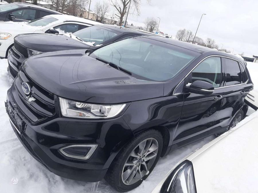 Black Ford Edge 2015 in Kaunas, with an engine capacity of 3.50 L and mileage of 200 thousand km for 11900 €, photo 3 on AUTOMOTO.COM.LV