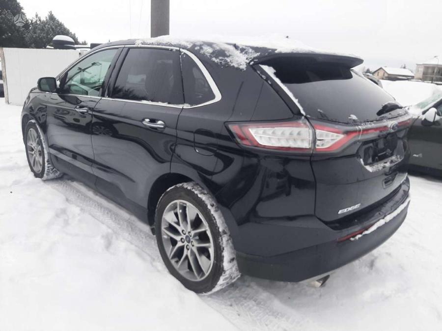 Black Ford Edge 2015 in Kaunas, with an engine capacity of 3.50 L and mileage of 200 thousand km for 11900 €, photo 12 on AUTOMOTO.COM.LV