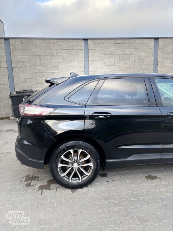 Melns Ford Edge 2015 Kretinga, ar dzinēja tilpumu 3.50 L un nobraukumu 168 tūkst. km par 9399 €, foto 3 vietnē AUTOMOTO.COM.LV