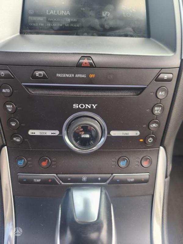 Black Ford Edge 2015 in Klaipeda, with an engine capacity of 2.72 L and mileage of 190 thousand km for 15000 €, photo 8 on AUTOMOTO.COM.LV