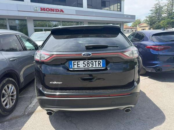 Melns Ford Edge 2016 Šauļi, ar dzinēja tilpumu 2.00 L un nobraukumu 270 tūkst. km par 9900 €, foto 7 vietnē AUTOMOTO.COM.LV