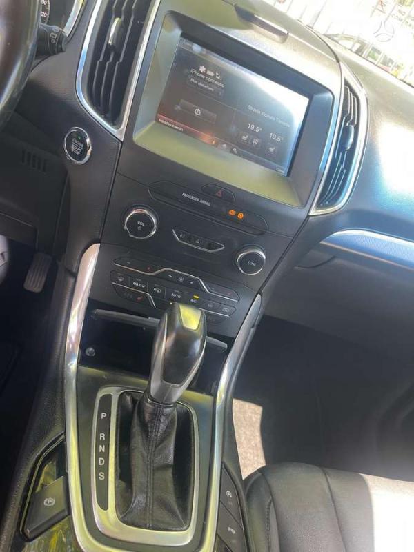 Melns Ford Edge 2016 Šauļi, ar dzinēja tilpumu 2.00 L un nobraukumu 270 tūkst. km par 9900 €, foto 10 vietnē AUTOMOTO.COM.LV