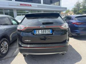 Black Ford Edge 2016 in Siauliai, with an engine capacity of 2.00 L and mileage of 270 thousand km for 9900 €, photo 8 on AUTOMOTO.COM.LV
