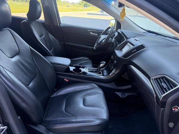 Black Ford Edge 2016 in Siauliai, with an engine capacity of 2.00 L and mileage of 290 thousand km for 7200 €, photo 10 on AUTOMOTO.COM.LV