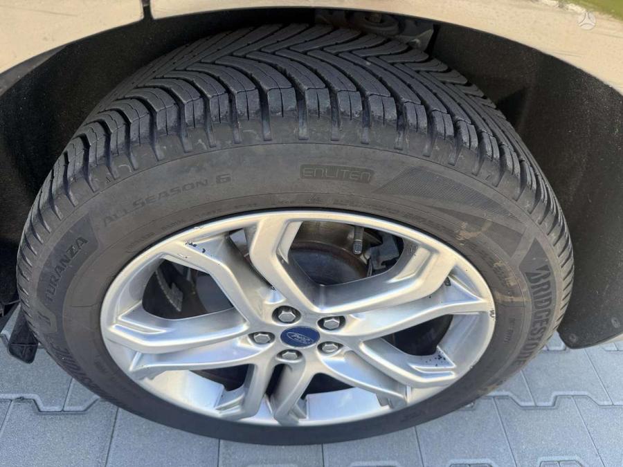Melns Ford Edge 2016 Šauļi, ar dzinēja tilpumu 2.00 L un nobraukumu 290 tūkst. km par 7200 €, foto 23 vietnē AUTOMOTO.COM.LV