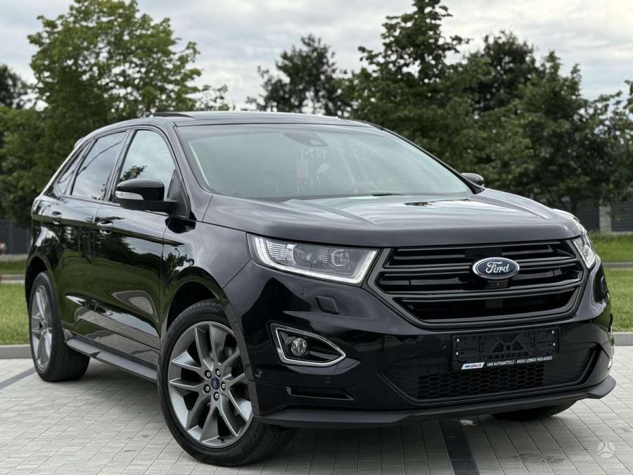 Black Ford Edge 2016 in Siauliai, with an engine capacity of 2.00 L and mileage of 249 thousand km for 16450 €, photo 1 on AUTOMOTO.COM.LV