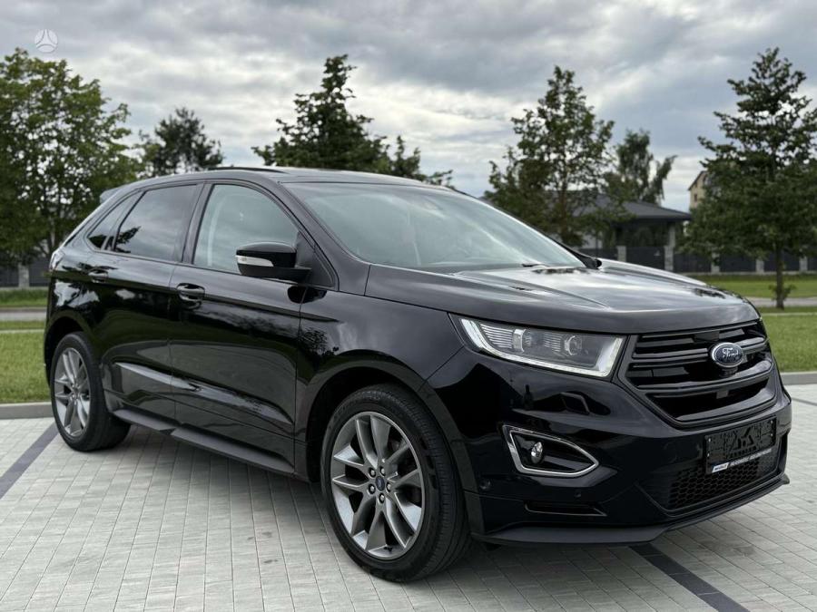 Black Ford Edge 2016 in Siauliai, with an engine capacity of 2.00 L and mileage of 249 thousand km for 16450 €, photo 4 on AUTOMOTO.COM.LV