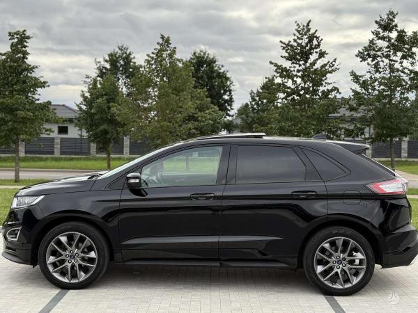 Black Ford Edge 2016 in Siauliai, with an engine capacity of 2.00 L and mileage of 249 thousand km for 16450 €, photo 5 on AUTOMOTO.COM.LV