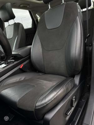 Black Ford Edge 2016 in Siauliai, with an engine capacity of 2.00 L and mileage of 249 thousand km for 16450 €, photo 24 on AUTOMOTO.COM.LV