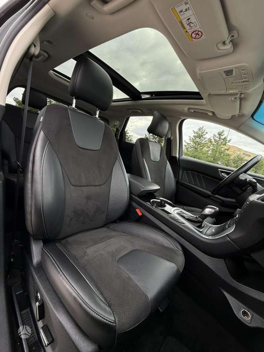 Black Ford Edge 2016 in Siauliai, with an engine capacity of 2.00 L and mileage of 249 thousand km for 16450 €, photo 27 on AUTOMOTO.COM.LV