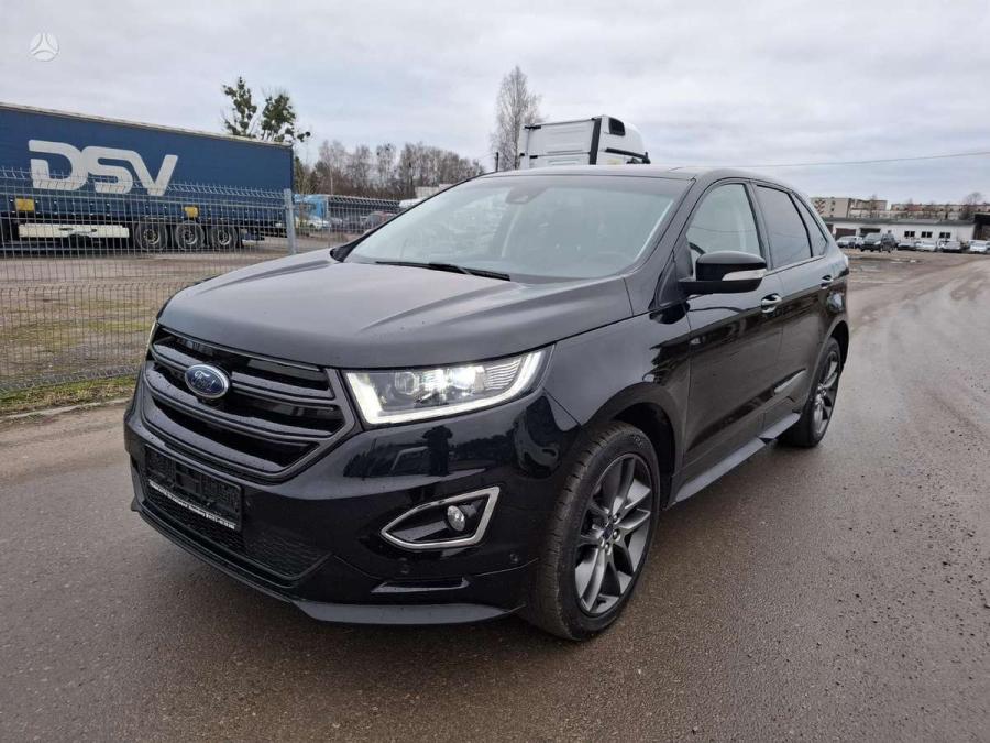 Black Ford Edge 2017 in Prienai, with an engine capacity of 2.00 L and mileage of 196 thousand km for 13300 €, photo 1 on AUTOMOTO.COM.LV