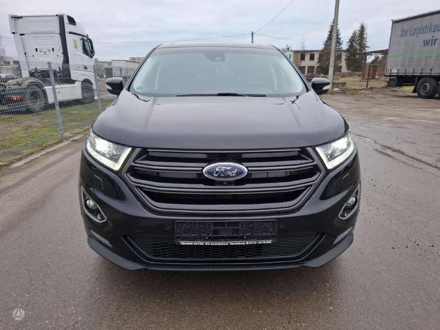 Black Ford Edge 2017 in Prienai, with an engine capacity of 2.00 L and mileage of 196 thousand km for 13300 €, photo 5 on AUTOMOTO.COM.LV