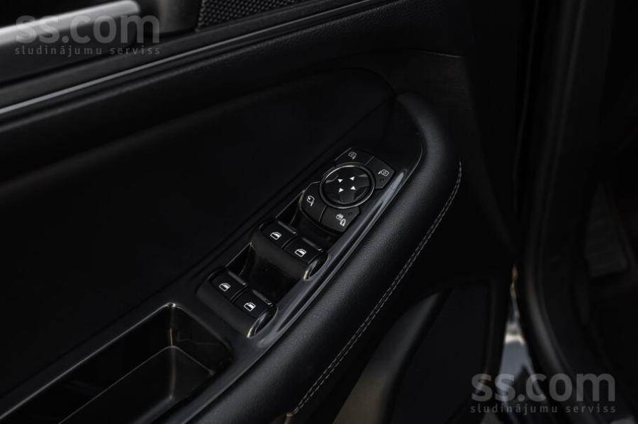 Melns Ford Edge 2017 Jelgava, ar dzinēja tilpumu 2.00 L un nobraukumu 0 tūkst. km par 15700 €, foto 18 vietnē AUTOMOTO.COM.LV