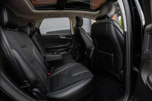 Melns Ford Edge 2017 Jelgava, ar dzinēja tilpumu 2.00 L un nobraukumu 225 tūkst. km par 15700 €, foto 10 vietnē AUTOMOTO.COM.LV