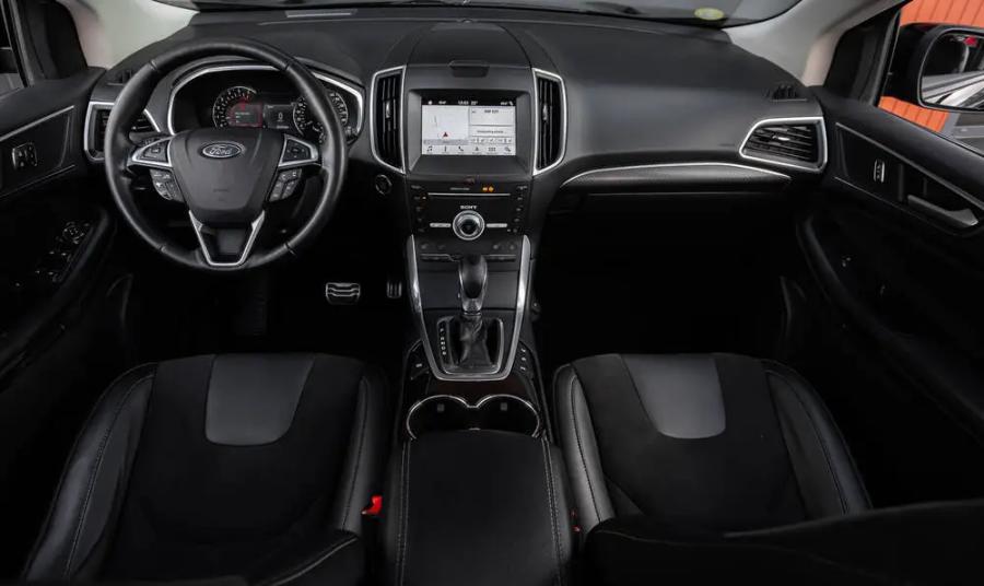 Melns Ford Edge 2017 Jelgava, ar dzinēja tilpumu 2.00 L un nobraukumu 225 tūkst. km par 15700 €, foto 13 vietnē AUTOMOTO.COM.LV