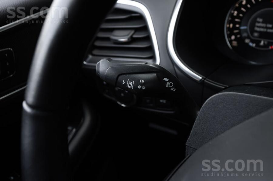 Melns Ford Edge 2017 Jelgava, ar dzinēja tilpumu 2.00 L un nobraukumu 0 tūkst. km par 15700 €, foto 25 vietnē AUTOMOTO.COM.LV