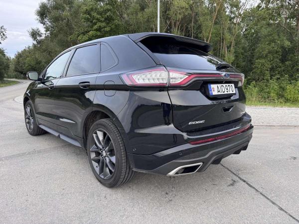Black Ford Edge 2017 in Panevezys, with an engine capacity of 2.00 L and mileage of 212 thousand km for 14500 €, photo 8 on AUTOMOTO.COM.LV