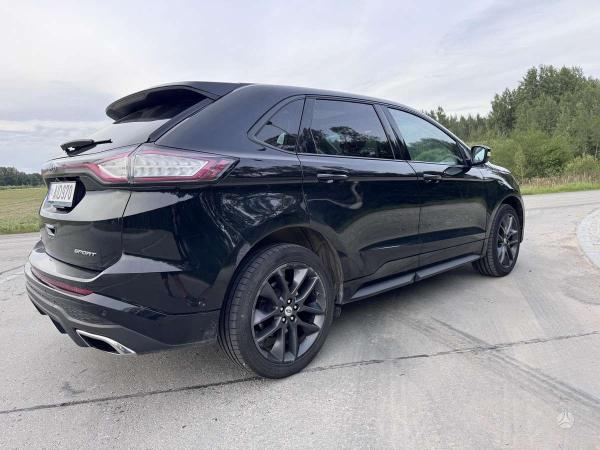 Black Ford Edge 2017 in Panevezys, with an engine capacity of 2.00 L and mileage of 212 thousand km for 14500 €, photo 11 on AUTOMOTO.COM.LV