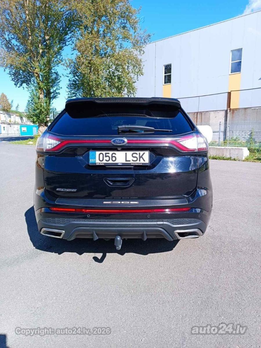 Melns Ford Edge 2018 Tallina, ar dzinēja tilpumu 2.00 L un nobraukumu 185 tūkst. km par 16100 €, foto 2 vietnē AUTOMOTO.COM.LV