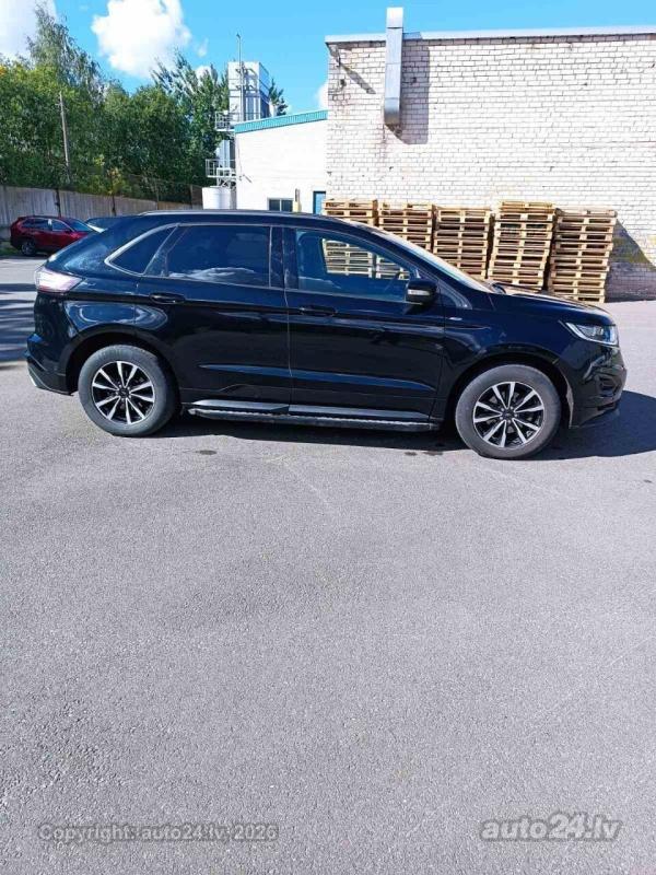 Melns Ford Edge 2018 Tallina, ar dzinēja tilpumu 2.00 L un nobraukumu 185 tūkst. km par 16100 €, foto 7 vietnē AUTOMOTO.COM.LV