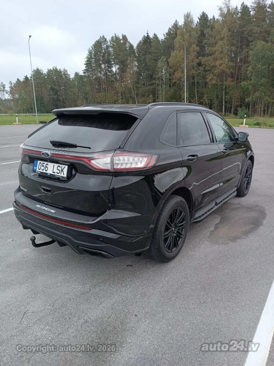 Melns Ford Edge 2018 Tallina, ar dzinēja tilpumu 2.00 L un nobraukumu 185 tūkst. km par 16100 €, foto 9 vietnē AUTOMOTO.COM.LV
