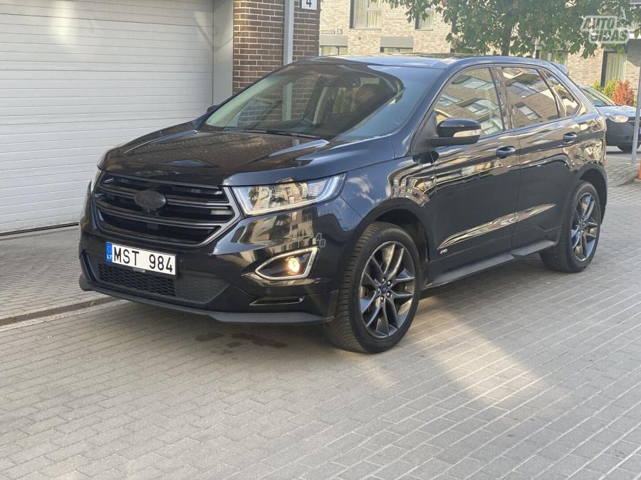 Black Ford Edge 2018 in Vilnius, with an engine capacity of 2.00 L and mileage of 175 thousand km for 18600 €, photo 1 on AUTOMOTO.COM.LV