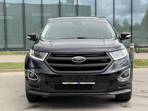 Black Ford Edge 2018 in Siauliai, with an engine capacity of 2.00 L and mileage of 238 thousand km for 16190 €, photo 2 on AUTOMOTO.COM.LV
