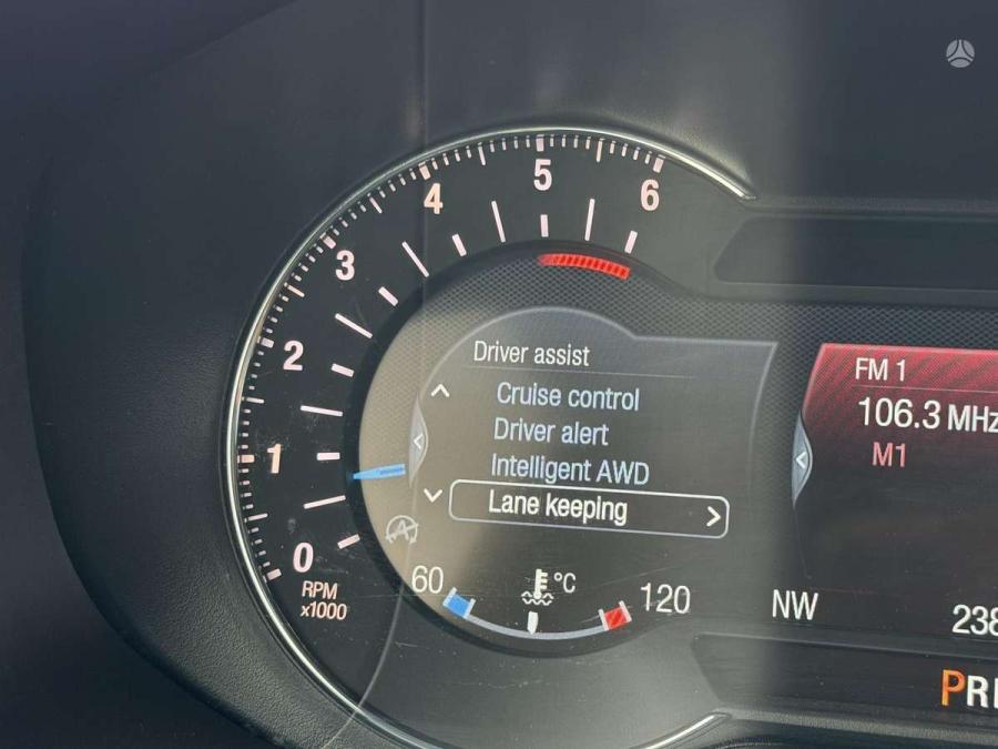 Melns Ford Edge 2018 Šauļi, ar dzinēja tilpumu 2.00 L un nobraukumu 238 tūkst. km par 16190 €, foto 38 vietnē AUTOMOTO.COM.LV
